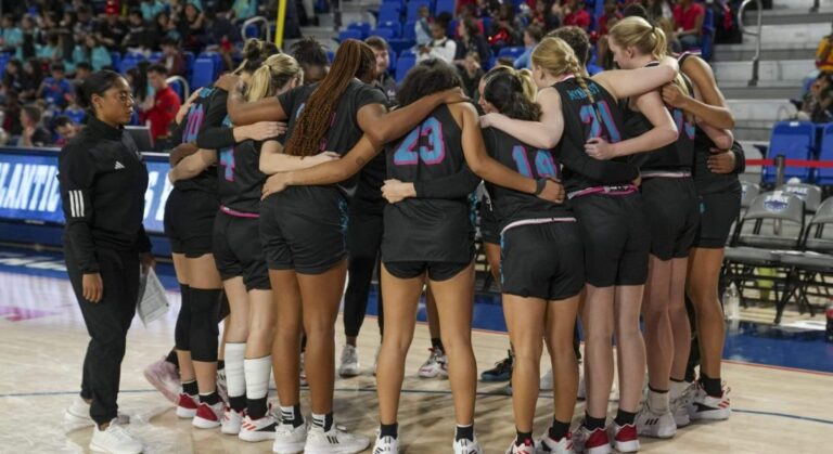 Athletics – Women's Basketball - FAU Foundation, Inc.